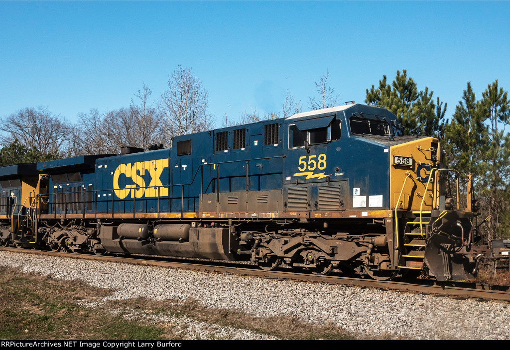 CSX 558